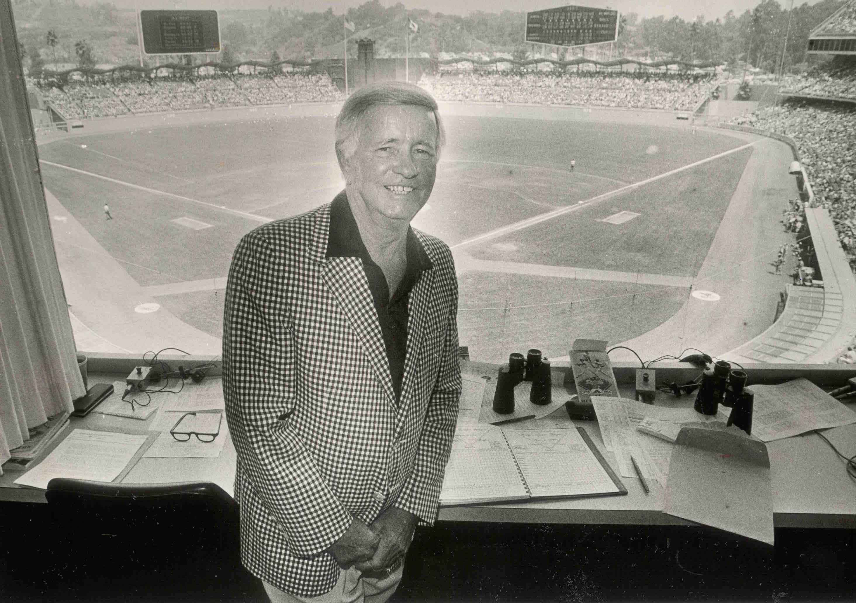 Jerry Doggett Calls the Plays