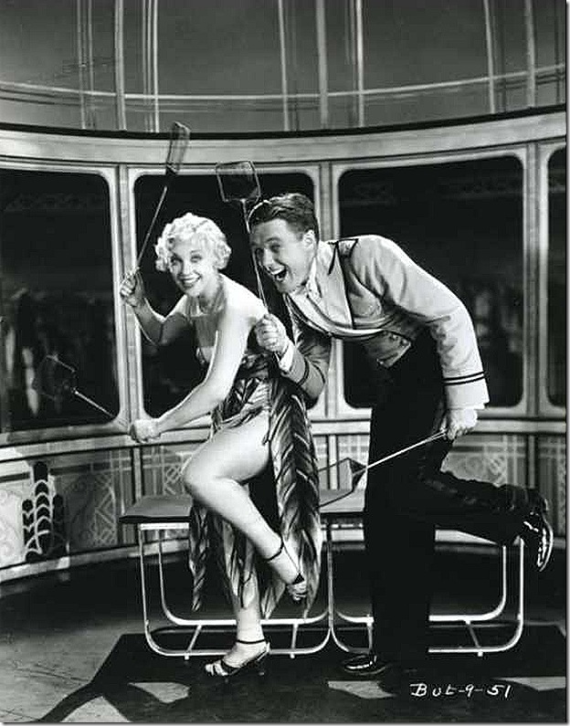 Eve Golden / Queen of the Dead: Marjorie White